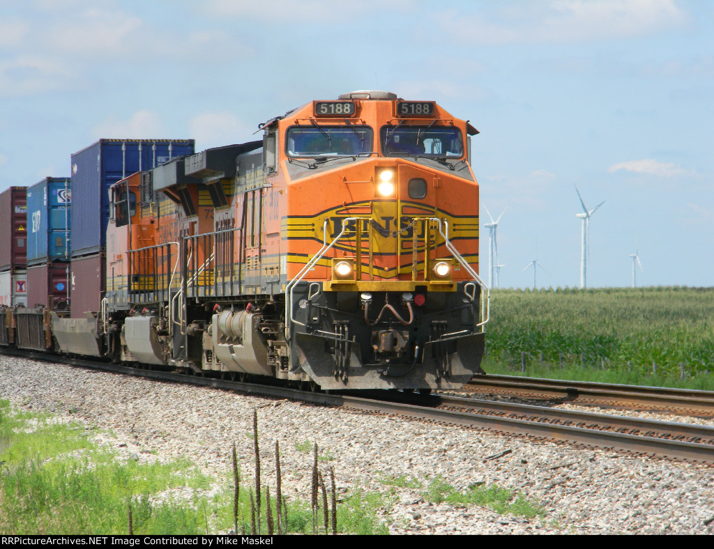 BNSF 5188